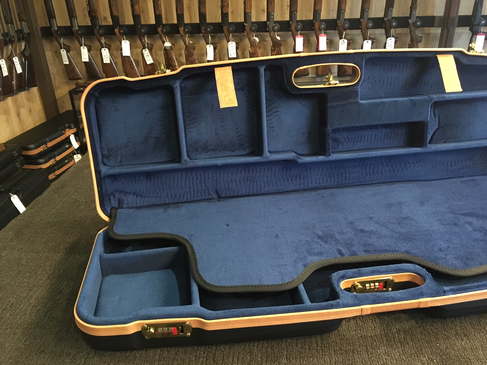 Blaser Deluxe Shotgun Case | Mulliners